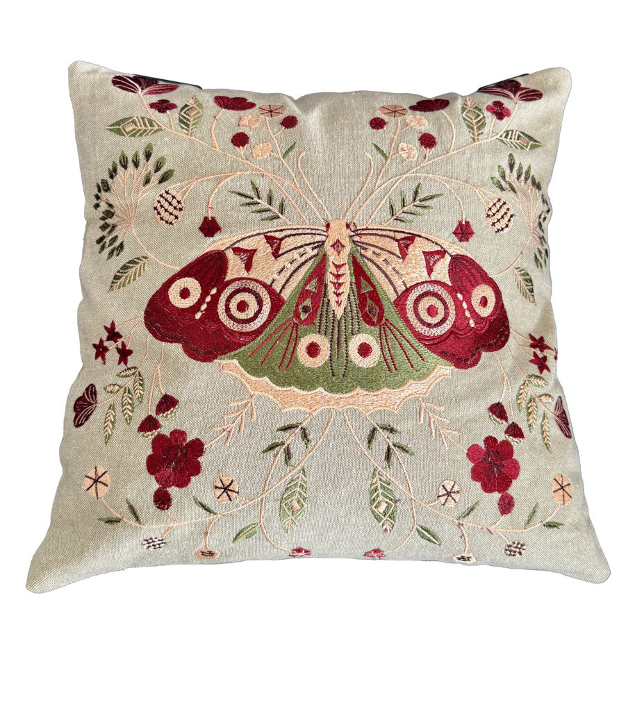 Maroon Moth - TulipKas